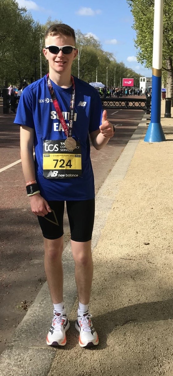 Eastbourne Rovers take on the London Mini Marathon – Eastbourne Rovers ...
